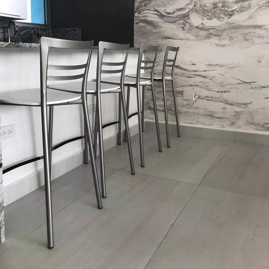 ITALIAN COUNTER STOOLS | Taburete